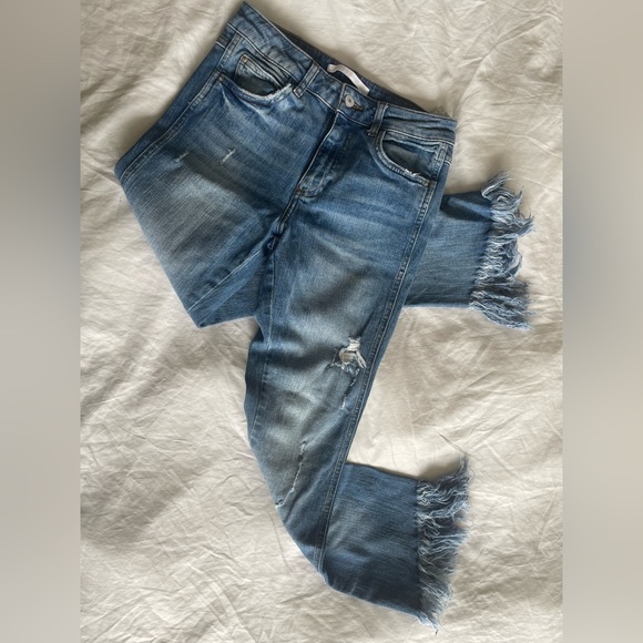 Zara | Jeans | Last Chance Zara Frayed Jeans | Poshmark